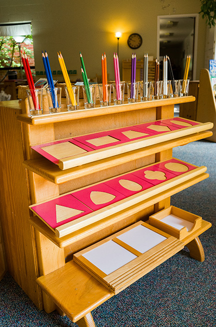 What are the Montessori Metal Insets